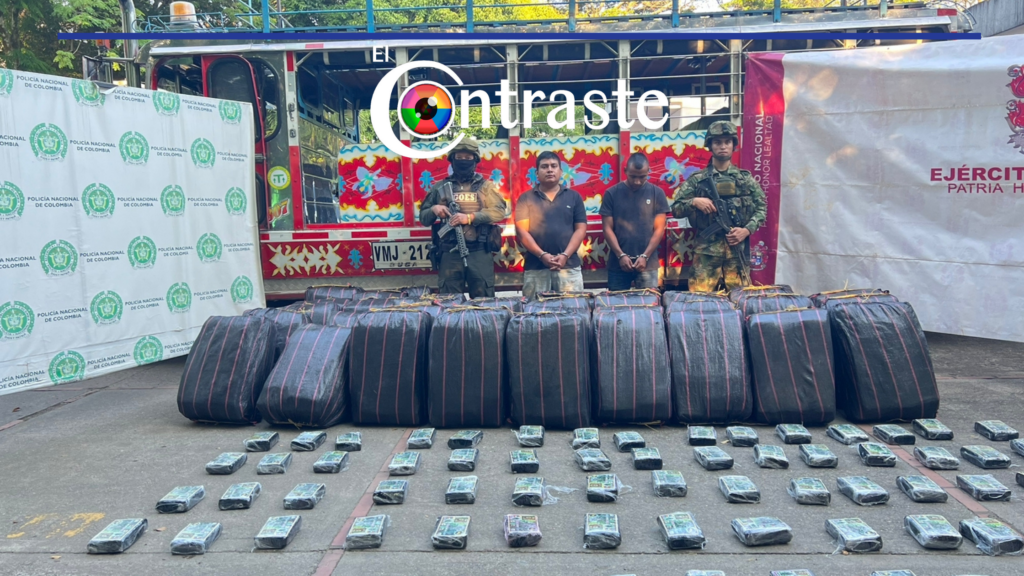 En Caloto, Cauca, en un bus escalera transportaban una tonelada de ...